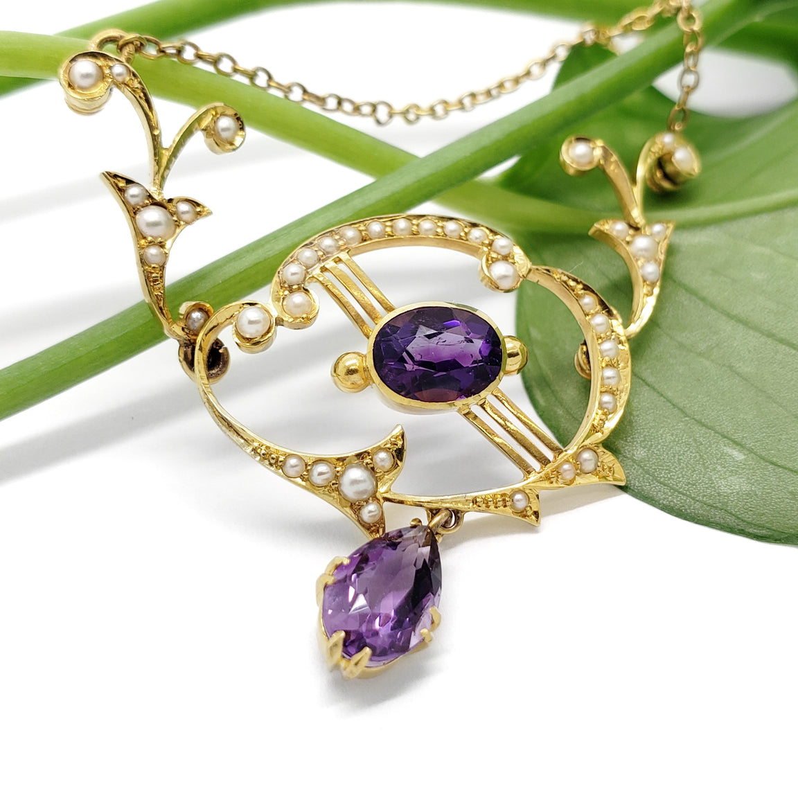 Vintage Style jewellery custom designed by Era Design Vancouver.