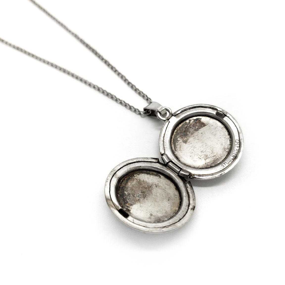 Vintage Style jewellery custom designed by Era Design Vancouver.